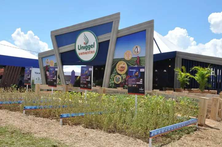 Presente na TecnoAgro a Uniggel Sementes mostrou seu portfólio e ...